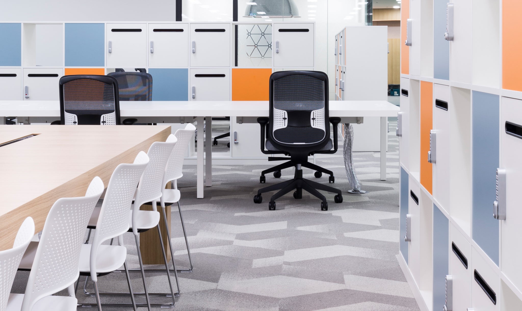 Refurbished Orangebox Furniture: The Office Crowd