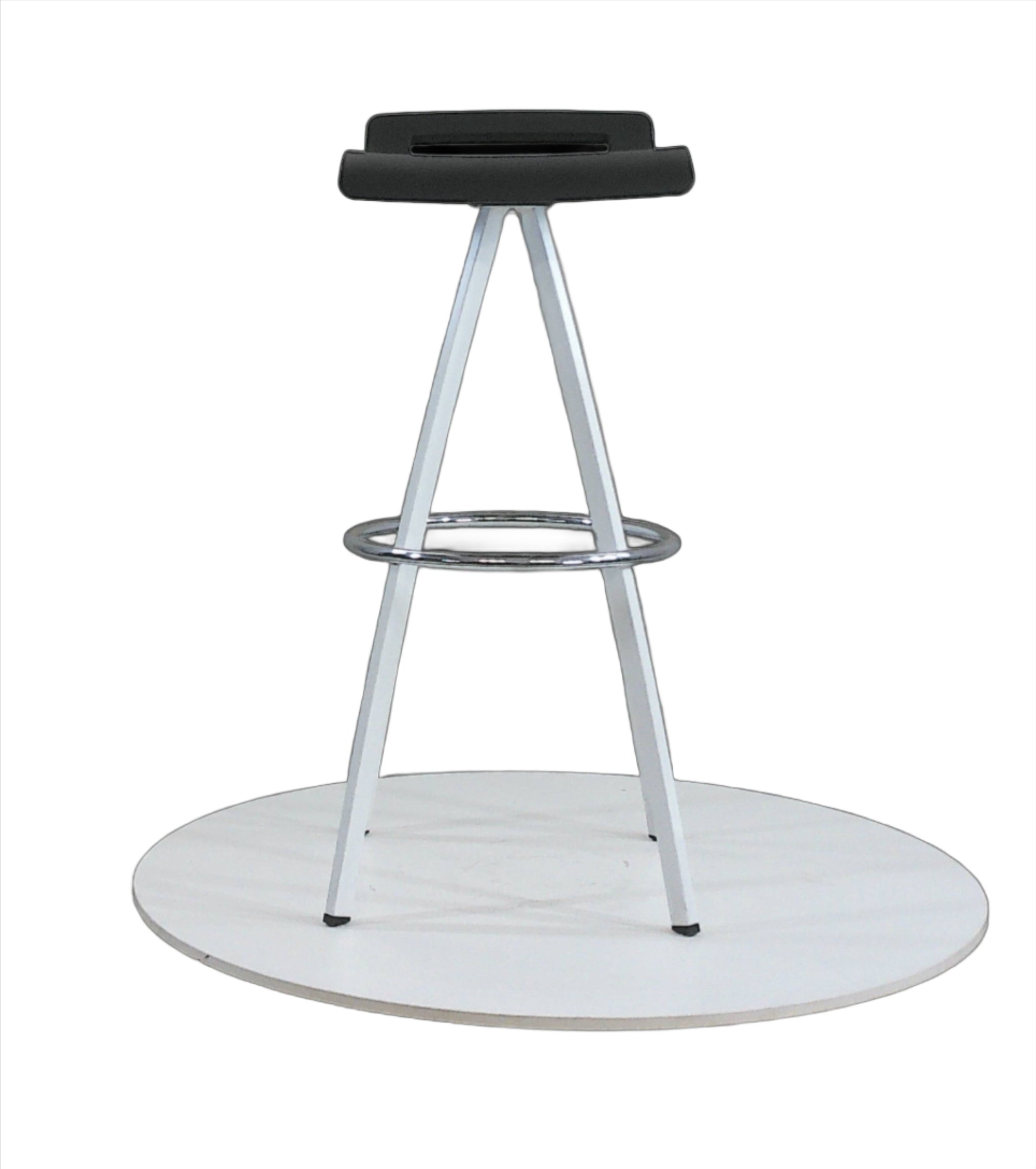 Actiu: MIT Bar and Counter Stool - Refurbished