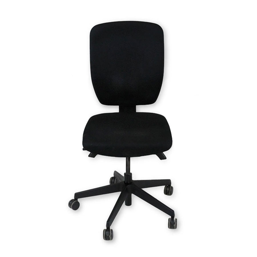 Senator: Dash Fully Adjustable Task Chair in Black Fabric Without Arms